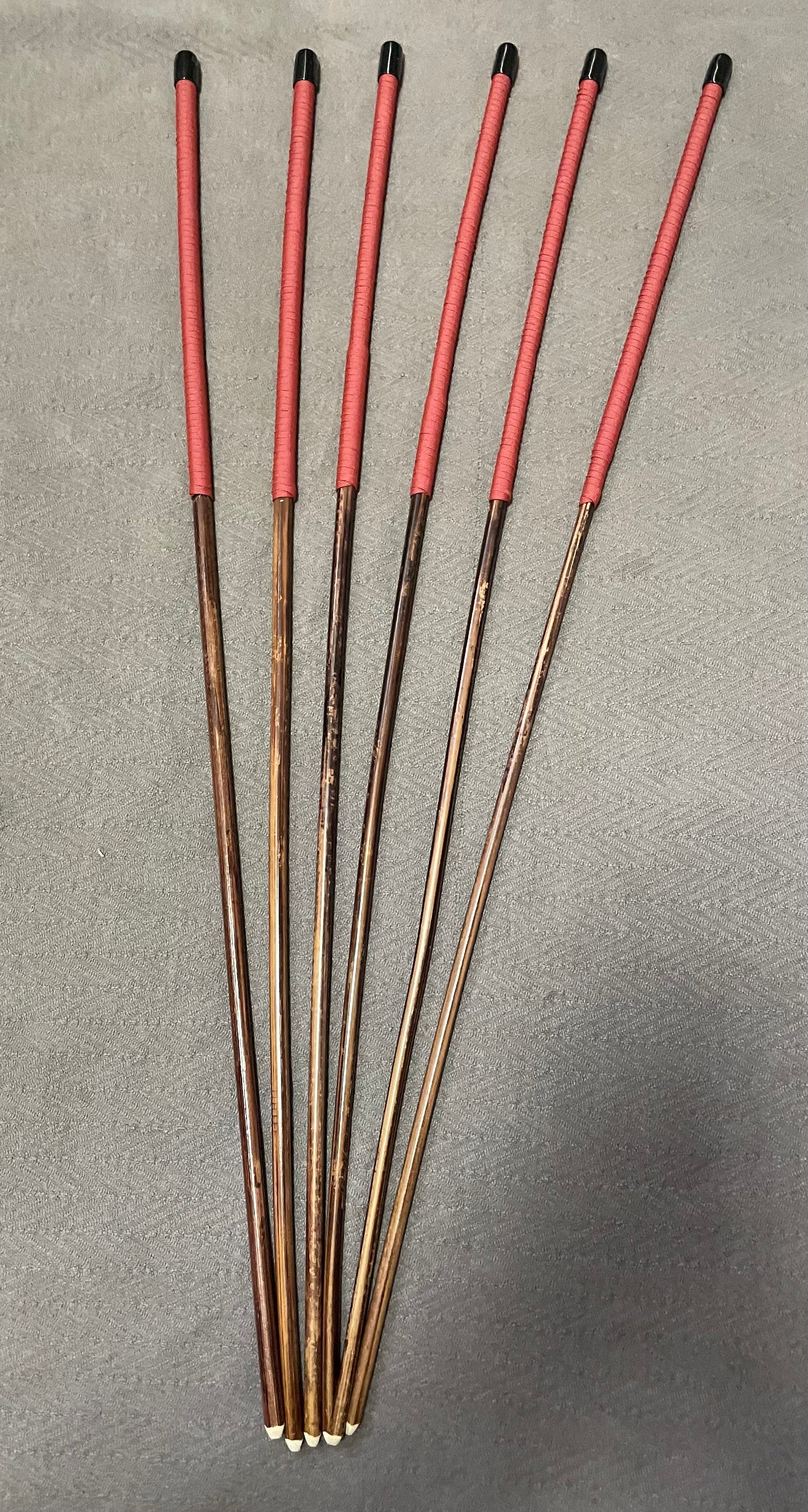Set of 6 Knotless Smoked Dragon Canes 90 cms Red Handles