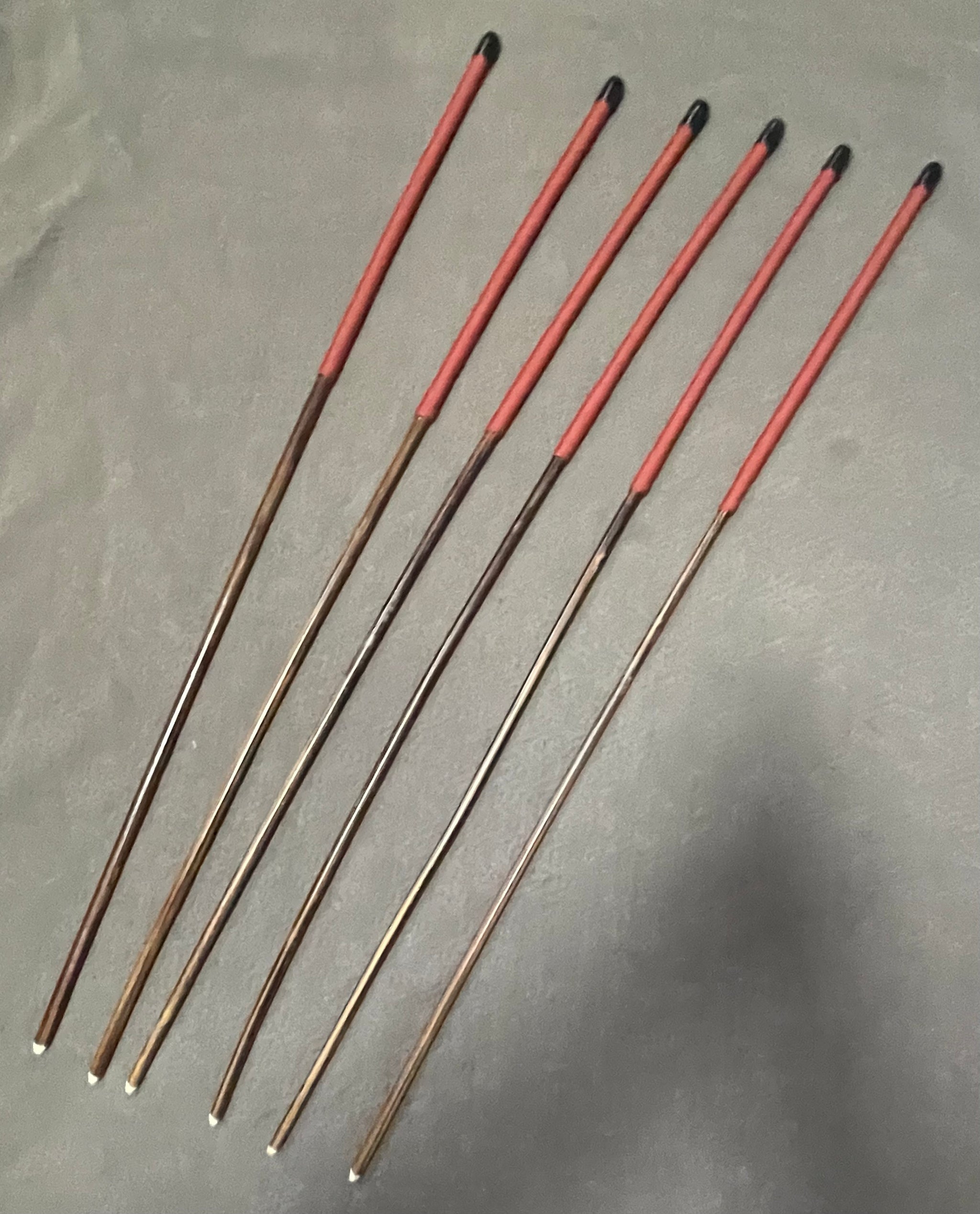 Set of 6 Knotless Smoked Dragon Canes 90 cms Red Handles