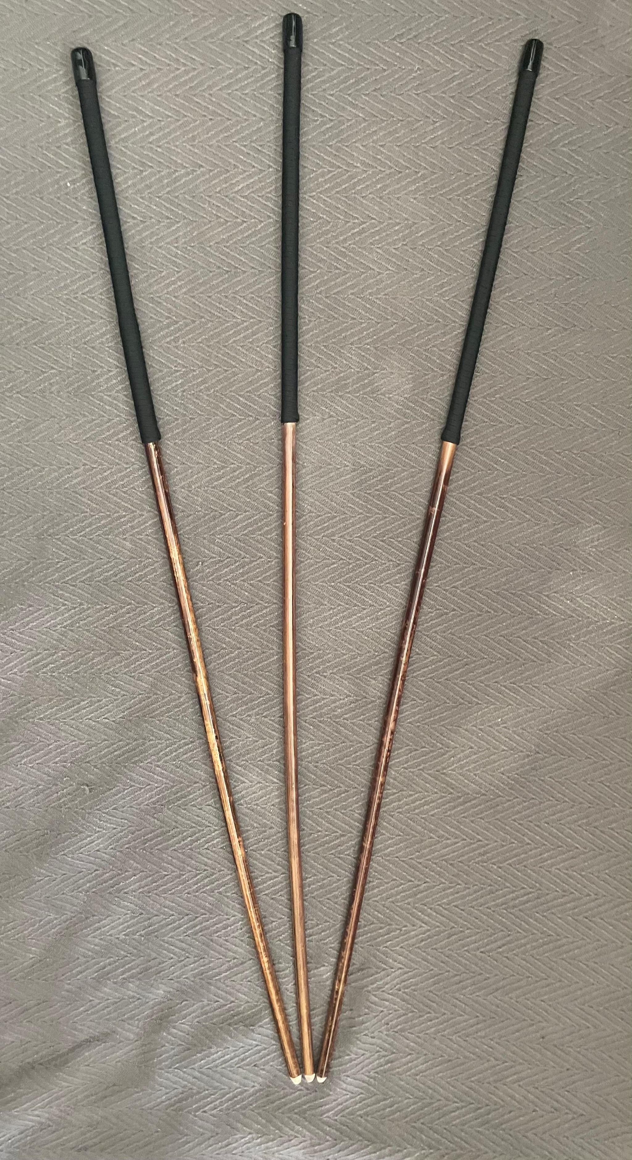 Set of 3 Knotless Smoked Dragon Canes 93 cms Black/ Red Hdls