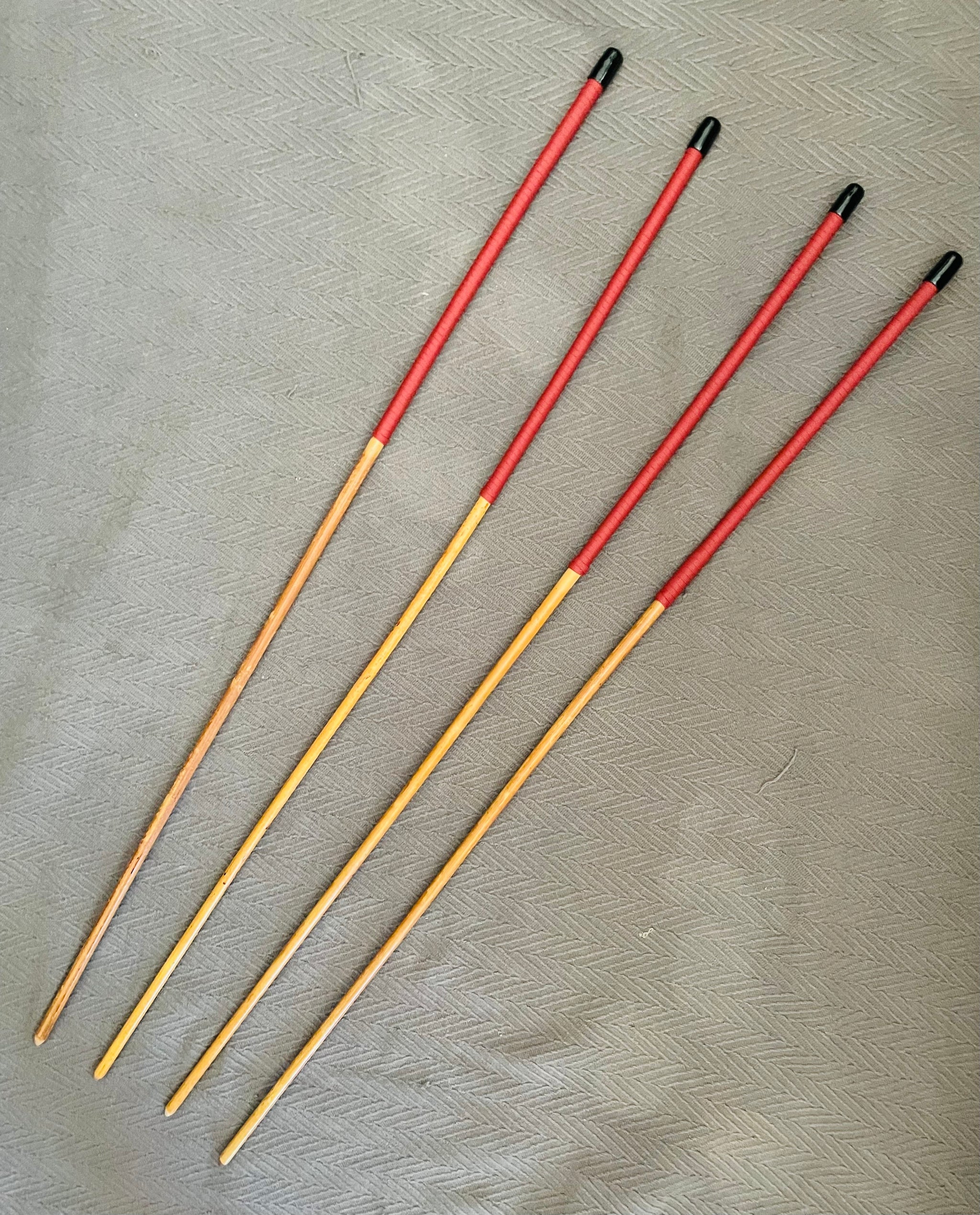 Set of 4 Knotless Golden Smoked Dragon Canes Red Handles